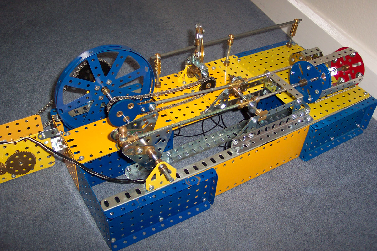 Robert Langston - Meccano - Single cylinder steam engine
